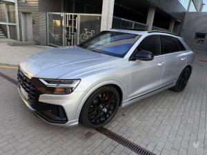 Grey Audi Q8 2020 in Vilnius, with an engine capacity of 3.00 L and mileage of 82 thousand km for 41499 €, photo 13 on AUTOMOTO.COM.LV