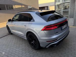 Grey Audi Q8 2020 in Vilnius, with an engine capacity of 3.00 L and mileage of 82 thousand km for 41499 €, photo 14 on AUTOMOTO.COM.LV
