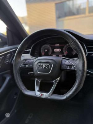 Grey Audi Q8 2020 in Vilnius, with an engine capacity of 3.00 L and mileage of 82 thousand km for 41499 €, photo 16 on AUTOMOTO.COM.LV