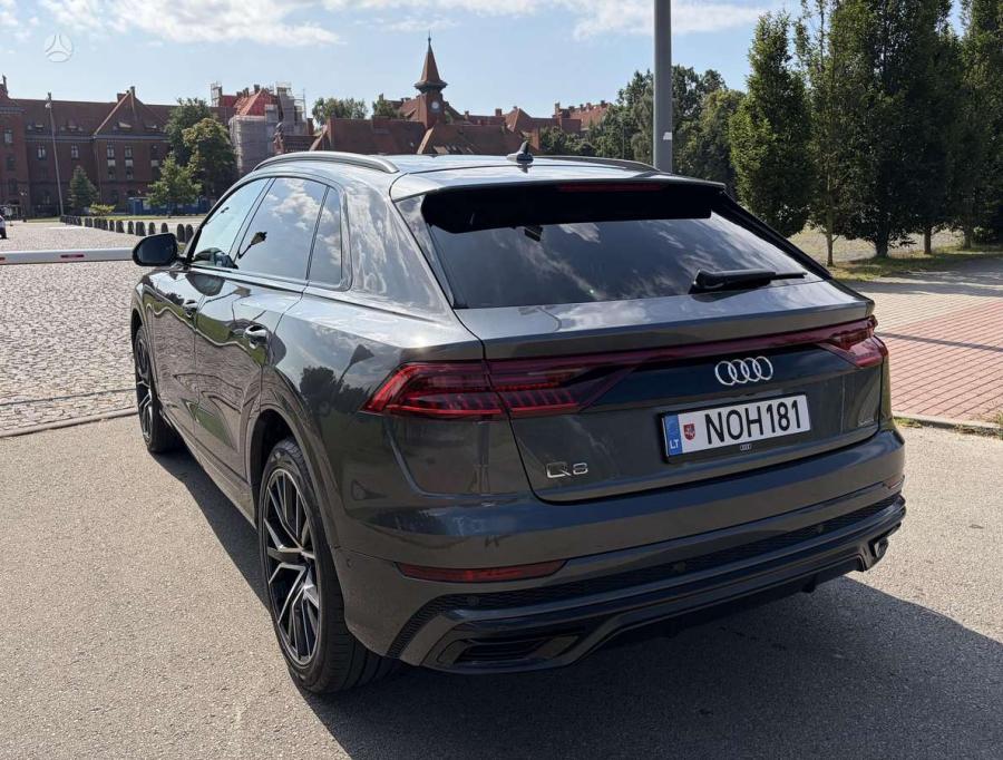 Pelēks Audi Q8 2020 Klaipėda, ar dzinēja tilpumu 3.00 L un nobraukumu 78 tūkst. km par 40900 €, foto 21 vietnē AUTOMOTO.COM.LV