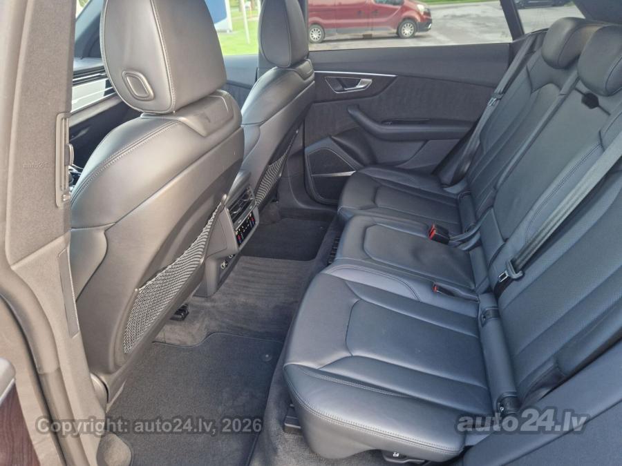 Серый Ауди Q8 2020 в Таллин, объемом двигателя 3.00 л и пробегом 147 тыс. км за 41900 €, фото 9 на AUTOMOTO.COM.LV