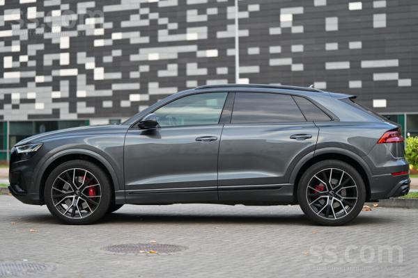 Pelēks Audi Q8 2020 Rīga, ar dzinēja tilpumu 4.00 L un nobraukumu 228 tūkst. km par 53900 €, foto 5 vietnē AUTOMOTO.COM.LV