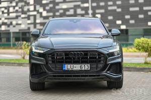 Серый Ауди Q8 2020 в Рига, объемом двигателя 4.00 л и пробегом 228 тыс. км за 53900 €, фото 6 на AUTOMOTO.COM.LV