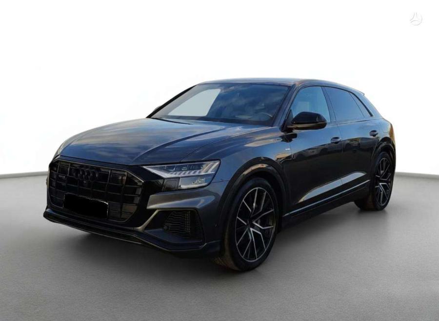 Grey Audi Q8 2021 in Vilnius, with an engine capacity of 3.00 L and mileage of 100 thousand km for 60560 €, photo 1 on AUTOMOTO.COM.LV