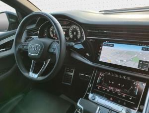 Grey Audi Q8 2021 in Vilnius, with an engine capacity of 3.00 L and mileage of 100 thousand km for 60560 €, photo 5 on AUTOMOTO.COM.LV