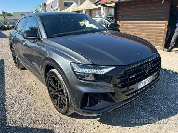 Pelēks Audi Q8 2021 Tallina, ar dzinēja tilpumu 3.00 L un nobraukumu 179 tūkst. km par 47900 €, foto 2 vietnē AUTOMOTO.COM.LV