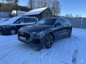 Grey Audi Q8 2022 in Kaunas, with an engine capacity of 3.00 L and mileage of 45 thousand km for 39900 €, photo  on AUTOMOTO.COM.LV