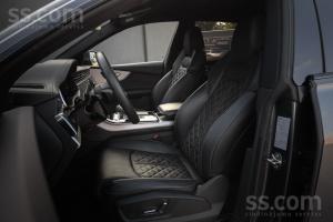 Серый Ауди Q8 2022 в Елгава, объемом двигателя 3.00 л и пробегом 162 тыс. км за 46000 €, фото 19 на AUTOMOTO.COM.LV