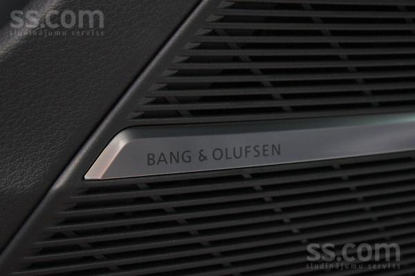 Grey Audi Q8 2022 in Riga, with an engine capacity of 3.00 L and mileage of 66 thousand km for 72000 €, photo 10 on AUTOMOTO.COM.LV