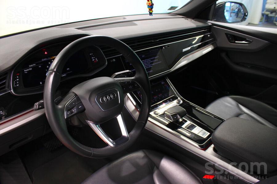 Grey Audi Q8 2022 in Riga, with an engine capacity of 3.00 L and mileage of 66 thousand km for 72000 €, photo 13 on AUTOMOTO.COM.LV