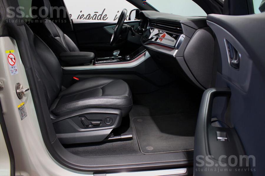 Grey Audi Q8 2022 in Riga, with an engine capacity of 3.00 L and mileage of 66 thousand km for 72000 €, photo 23 on AUTOMOTO.COM.LV