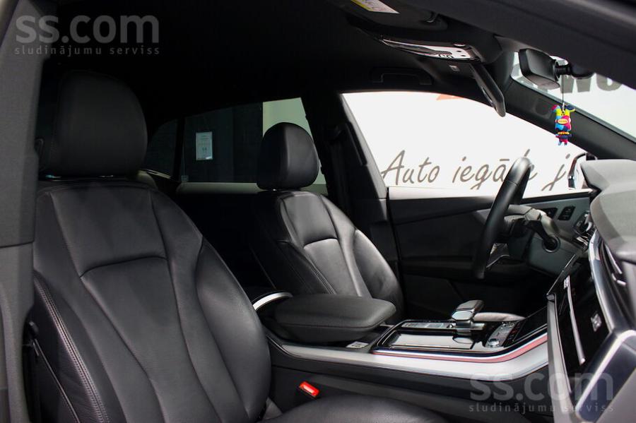Grey Audi Q8 2022 in Riga, with an engine capacity of 3.00 L and mileage of 66 thousand km for 72000 €, photo 24 on AUTOMOTO.COM.LV