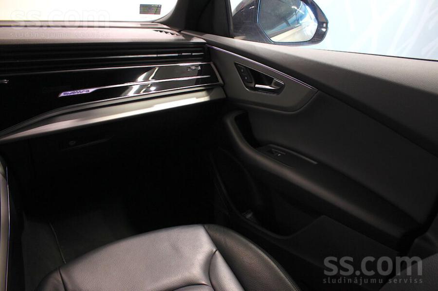 Grey Audi Q8 2022 in Riga, with an engine capacity of 3.00 L and mileage of 66 thousand km for 72000 €, photo 29 on AUTOMOTO.COM.LV