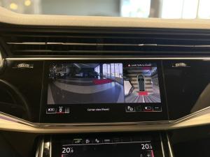 Pelēks Audi Q8 2022 Rīga, ar dzinēja tilpumu 3.00 L un nobraukumu 186 tūkst. km par 47990 €, foto 14 vietnē AUTOMOTO.COM.LV