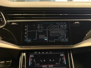 Pelēks Audi Q8 2022 Rīga, ar dzinēja tilpumu 3.00 L un nobraukumu 186 tūkst. km par 47990 €, foto 15 vietnē AUTOMOTO.COM.LV