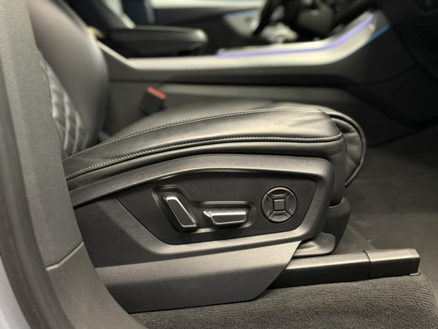 Pelēks Audi Q8 2022 Rīga, ar dzinēja tilpumu 3.00 L un nobraukumu 186 tūkst. km par 47990 €, foto 26 vietnē AUTOMOTO.COM.LV