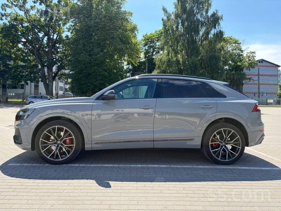 Pelēks Audi Q8 2023 Rīga, ar dzinēja tilpumu 3.00 L un nobraukumu 40 tūkst. km par 78500 €, foto 5 vietnē AUTOMOTO.COM.LV