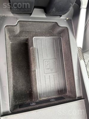 Pelēks Audi Q8 2023 Rīga, ar dzinēja tilpumu 3.00 L un nobraukumu 40 tūkst. km par 78500 €, foto 11 vietnē AUTOMOTO.COM.LV