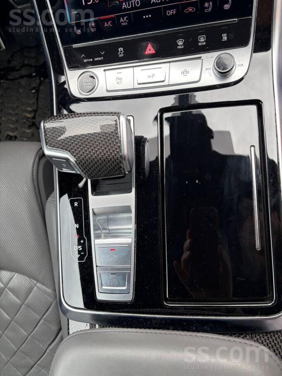 Pelēks Audi Q8 2023 Rīga, ar dzinēja tilpumu 3.00 L un nobraukumu 40 tūkst. km par 78500 €, foto 13 vietnē AUTOMOTO.COM.LV