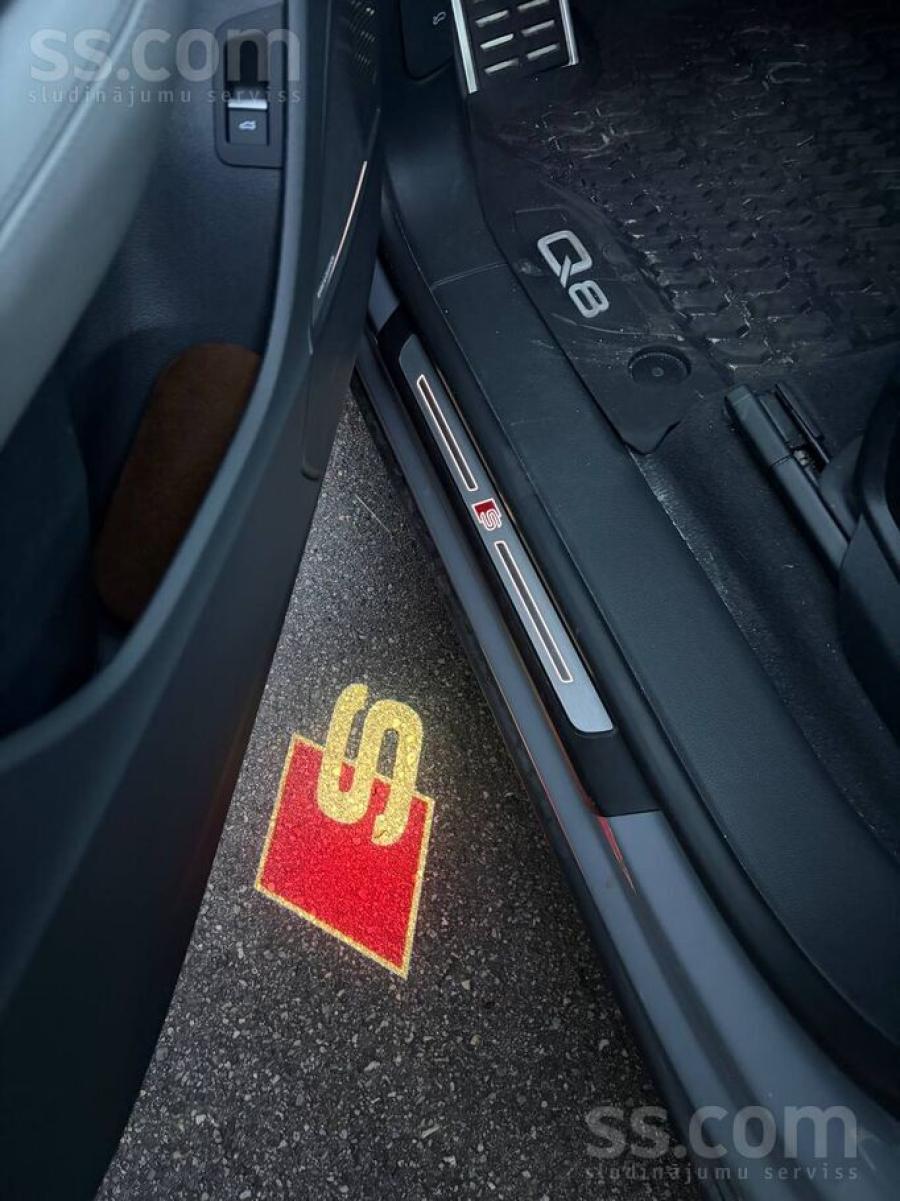 Pelēks Audi Q8 2023 Rīga, ar dzinēja tilpumu 3.00 L un nobraukumu 40 tūkst. km par 78500 €, foto 18 vietnē AUTOMOTO.COM.LV