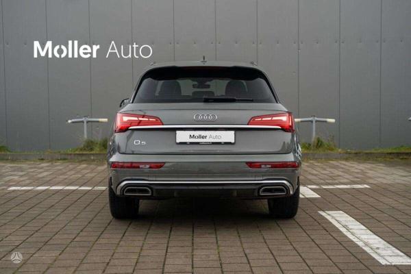 Pelēks Audi Q8 2024 Viļņa, ar dzinēja tilpumu 2.00 L un nobraukumu 15 tūkst. km par 44700 €, foto 5 vietnē AUTOMOTO.COM.LV