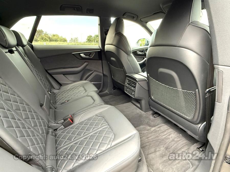 Серый Ауди Q8 2024 в Таллин, объемом двигателя 3.00 л и пробегом 65 тыс. км за 74500 €, фото 17 на AUTOMOTO.COM.LV