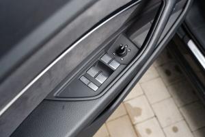 Pelēks Audi Q8 2024 Mārupe, ar dzinēja tilpumu 0.00 L un nobraukumu 73 tūkst. km par 64100 €, foto 8 vietnē AUTOMOTO.COM.LV