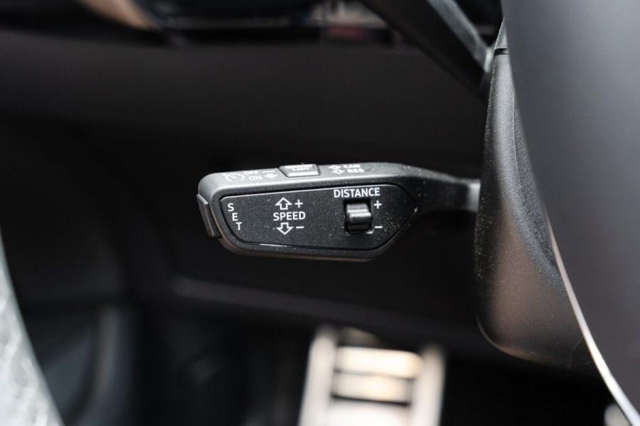 Pelēks Audi Q8 2024 Mārupe, ar dzinēja tilpumu 0.00 L un nobraukumu 73 tūkst. km par 64100 €, foto 20 vietnē AUTOMOTO.COM.LV