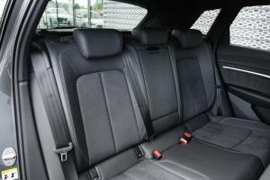 Pelēks Audi Q8 2024 Mārupe, ar dzinēja tilpumu 0.00 L un nobraukumu 73 tūkst. km par 64100 €, foto 35 vietnē AUTOMOTO.COM.LV