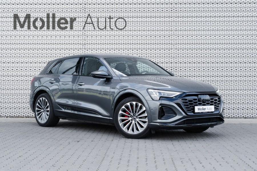 Grey Audi Q8 2024 in Marupe, with an engine capacity of 0.00 L and mileage of 55 thousand km for 59900 €, photo 3 on AUTOMOTO.COM.LV
