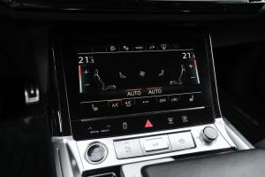 Grey Audi Q8 2024 in Marupe, with an engine capacity of 0.00 L and mileage of 55 thousand km for 59900 €, photo 34 on AUTOMOTO.COM.LV