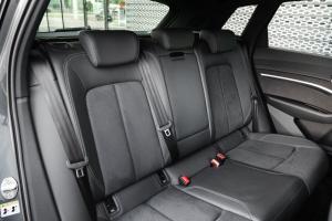 Grey Audi Q8 2024 in Marupe, with an engine capacity of 0.00 L and mileage of 55 thousand km for 59900 €, photo 36 on AUTOMOTO.COM.LV