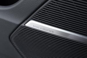 Pelēks Audi Q8 2024 Mārupe, ar dzinēja tilpumu 3.00 L un nobraukumu 85 tūkst. km par 64900 €, foto 10 vietnē AUTOMOTO.COM.LV