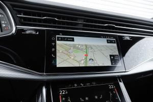 Pelēks Audi Q8 2024 Mārupe, ar dzinēja tilpumu 3.00 L un nobraukumu 85 tūkst. km par 64900 €, foto 30 vietnē AUTOMOTO.COM.LV