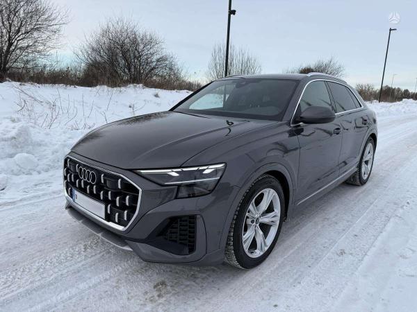 Pelēks Audi Q8 2025 Klaipėda, ar dzinēja tilpumu 2.97 L un nobraukumu 9 tūkst. km par 77900 €, foto 1 vietnē AUTOMOTO.COM.LV