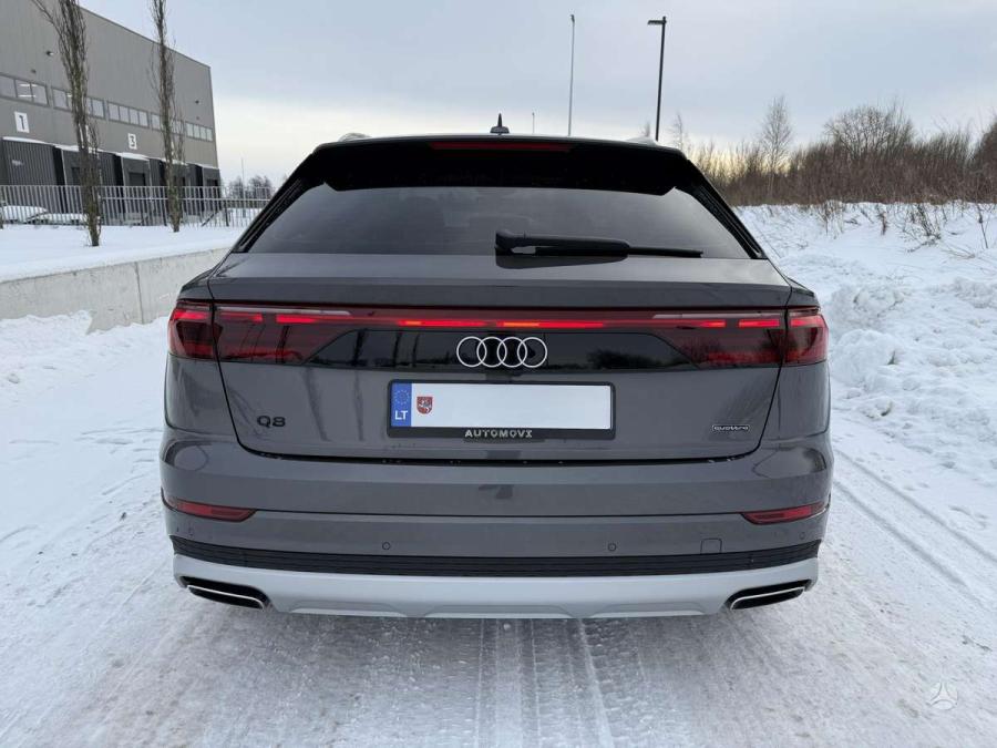 Pelēks Audi Q8 2025 Klaipėda, ar dzinēja tilpumu 2.97 L un nobraukumu 9 tūkst. km par 77900 €, foto 6 vietnē AUTOMOTO.COM.LV
