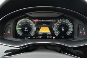 Серый Ауди Q8 2025 в Вильнюс, объемом двигателя 3.00 л и пробегом 1 тыс. км за 88900 €, фото 22 на AUTOMOTO.COM.LV