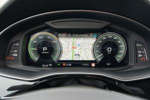 Серый Ауди Q8 2025 в Вильнюс, объемом двигателя 3.00 л и пробегом 1 тыс. км за 88900 €, фото 23 на AUTOMOTO.COM.LV