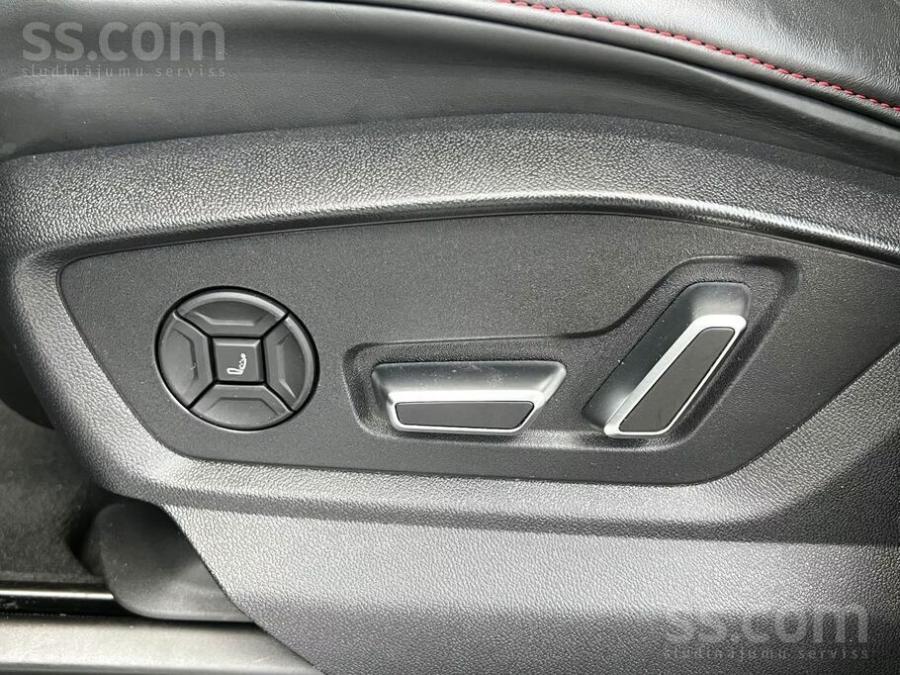 Pelēks Audi Q8 2025 Rīga, ar dzinēja tilpumu 4.00 L un nobraukumu 44 tūkst. km par 118990 €, foto 18 vietnē AUTOMOTO.COM.LV