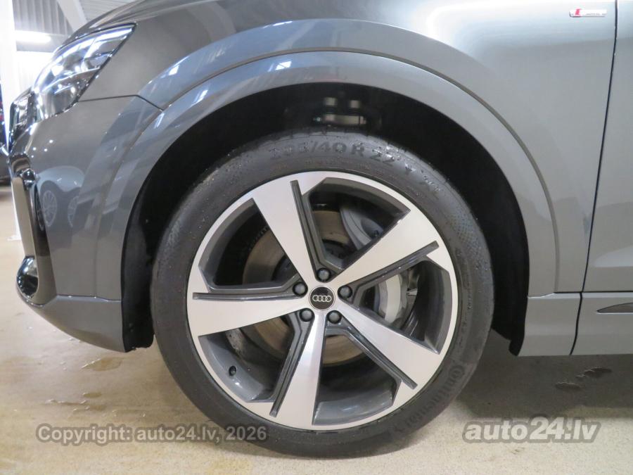 Pelēks Audi Q8 2026 Tallina, ar dzinēja tilpumu 3.00 L un nobraukumu 3 tūkst. km par 94000 €, foto 15 vietnē AUTOMOTO.COM.LV
