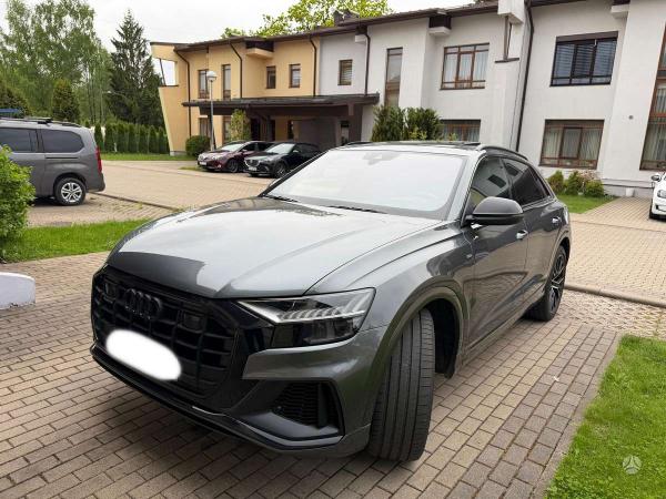 Серый Ауди Q8 2019 в Вильнюс, объемом двигателя 2.97 л и пробегом 275 тыс. км за 34000 €, фото 1 на AUTOMOTO.COM.LV