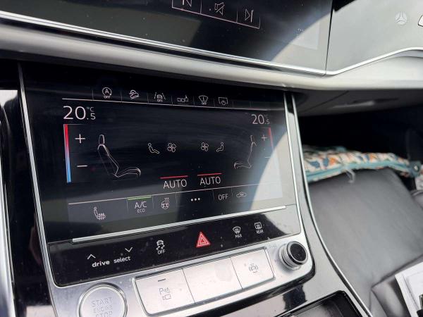 Серый Ауди Q8 2019 в Вильнюс, объемом двигателя 2.97 л и пробегом 275 тыс. км за 34000 €, фото 8 на AUTOMOTO.COM.LV