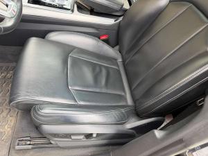 Grey Audi Q8 2019 in Vilnius, with an engine capacity of 2.97 L and mileage of 275 thousand km for 34000 €, photo 9 on AUTOMOTO.COM.LV
