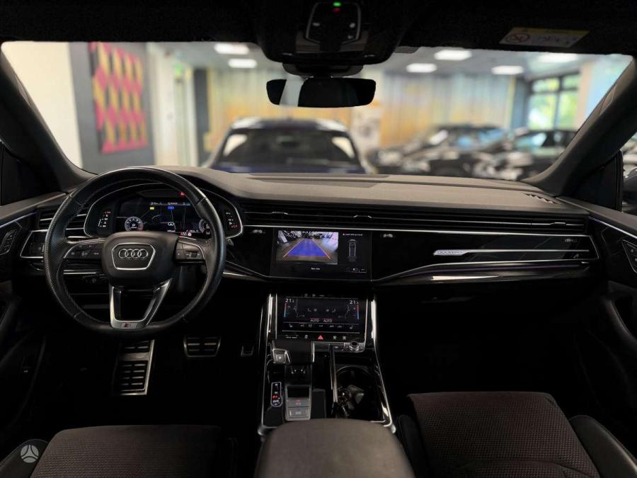 Pelēks Audi Q8 2022 Klaipėda, ar dzinēja tilpumu 3.00 L un nobraukumu 135 tūkst. km par 52950 €, foto 5 vietnē AUTOMOTO.COM.LV