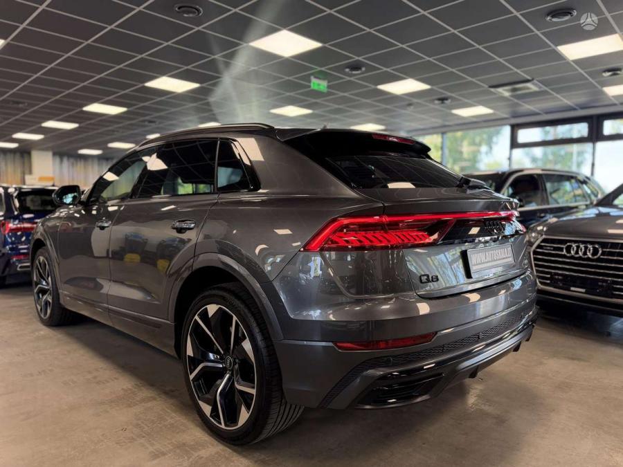 Pelēks Audi Q8 2022 Klaipėda, ar dzinēja tilpumu 3.00 L un nobraukumu 135 tūkst. km par 52950 €, foto 6 vietnē AUTOMOTO.COM.LV