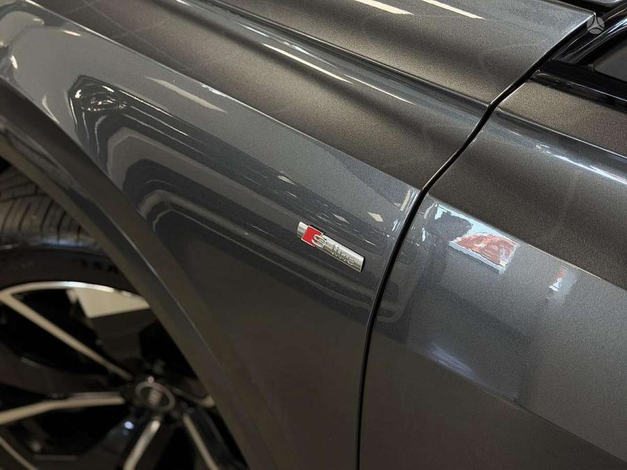 Pelēks Audi Q8 2022 Klaipėda, ar dzinēja tilpumu 3.00 L un nobraukumu 135 tūkst. km par 52950 €, foto 11 vietnē AUTOMOTO.COM.LV