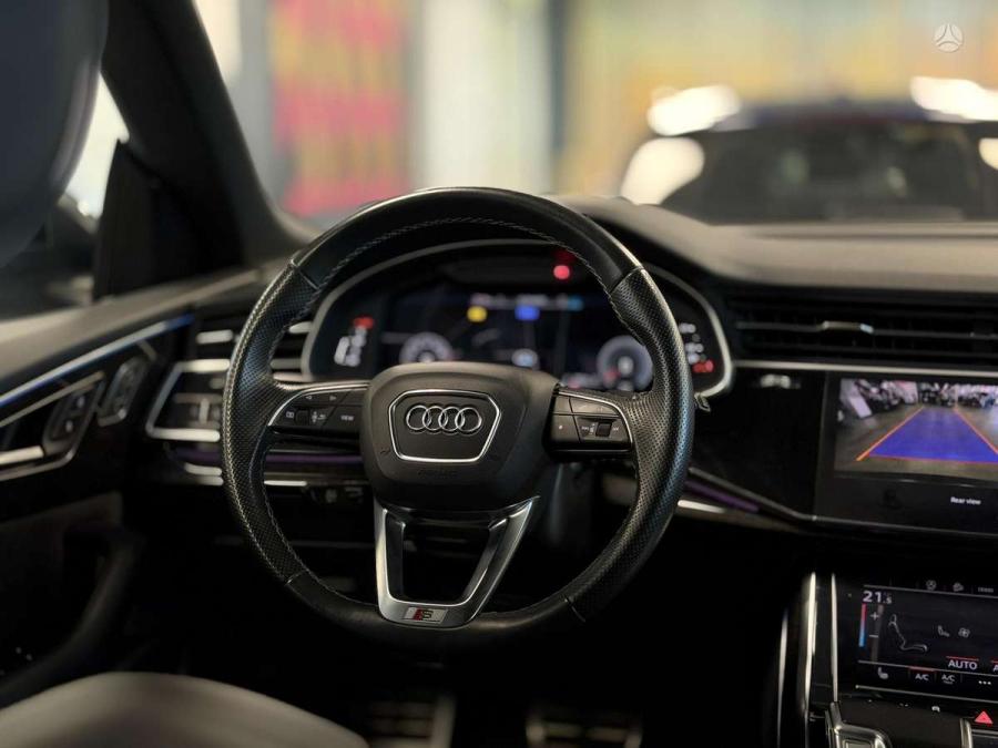 Pelēks Audi Q8 2022 Klaipėda, ar dzinēja tilpumu 3.00 L un nobraukumu 135 tūkst. km par 52950 €, foto 31 vietnē AUTOMOTO.COM.LV