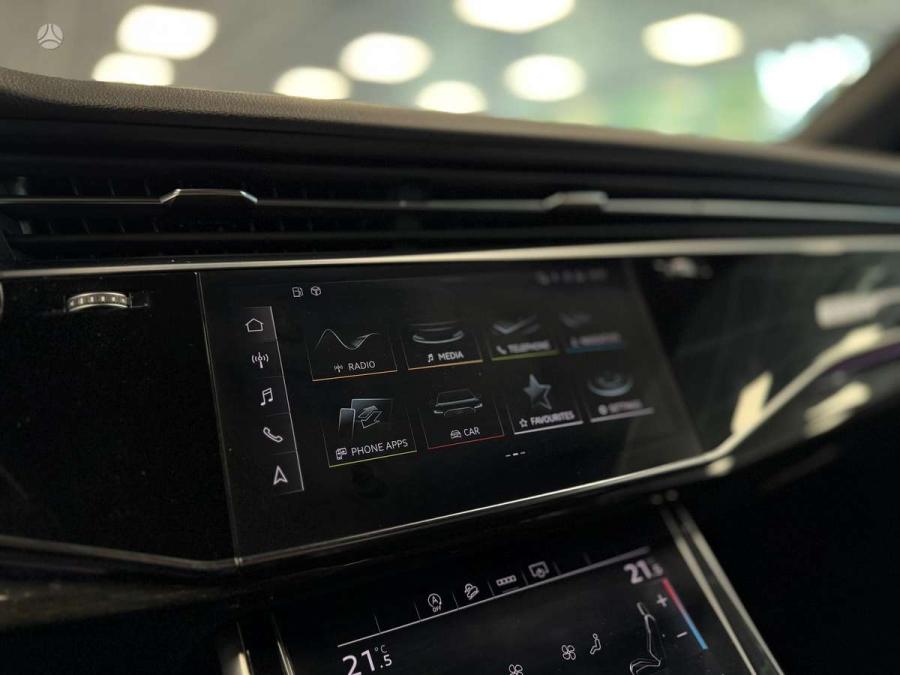 Серый Ауди Q8 2022 в Клайпеда, объемом двигателя 3.00 л и пробегом 135 тыс. км за 52950 €, фото 33 на AUTOMOTO.COM.LV