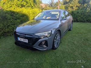 Pelēks Audi Q8 2023 Tallina, ar dzinēja tilpumu 0.00 L un nobraukumu 40 tūkst. km par 49000 €, foto 3 vietnē AUTOMOTO.COM.LV