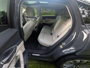 Pelēks Audi Q8 2023 Tallina, ar dzinēja tilpumu 0.00 L un nobraukumu 40 tūkst. km par 49000 €, foto 12 vietnē AUTOMOTO.COM.LV
